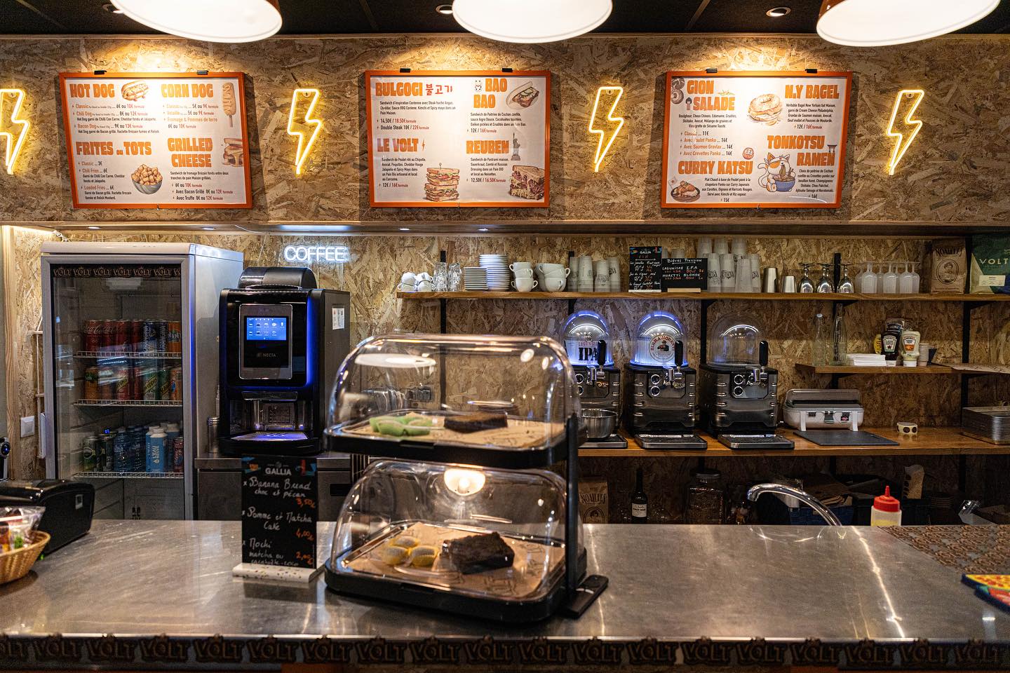 Le Volt ⚡Café, une (toute) nouvelle adresse gourmande et dépaysante ...